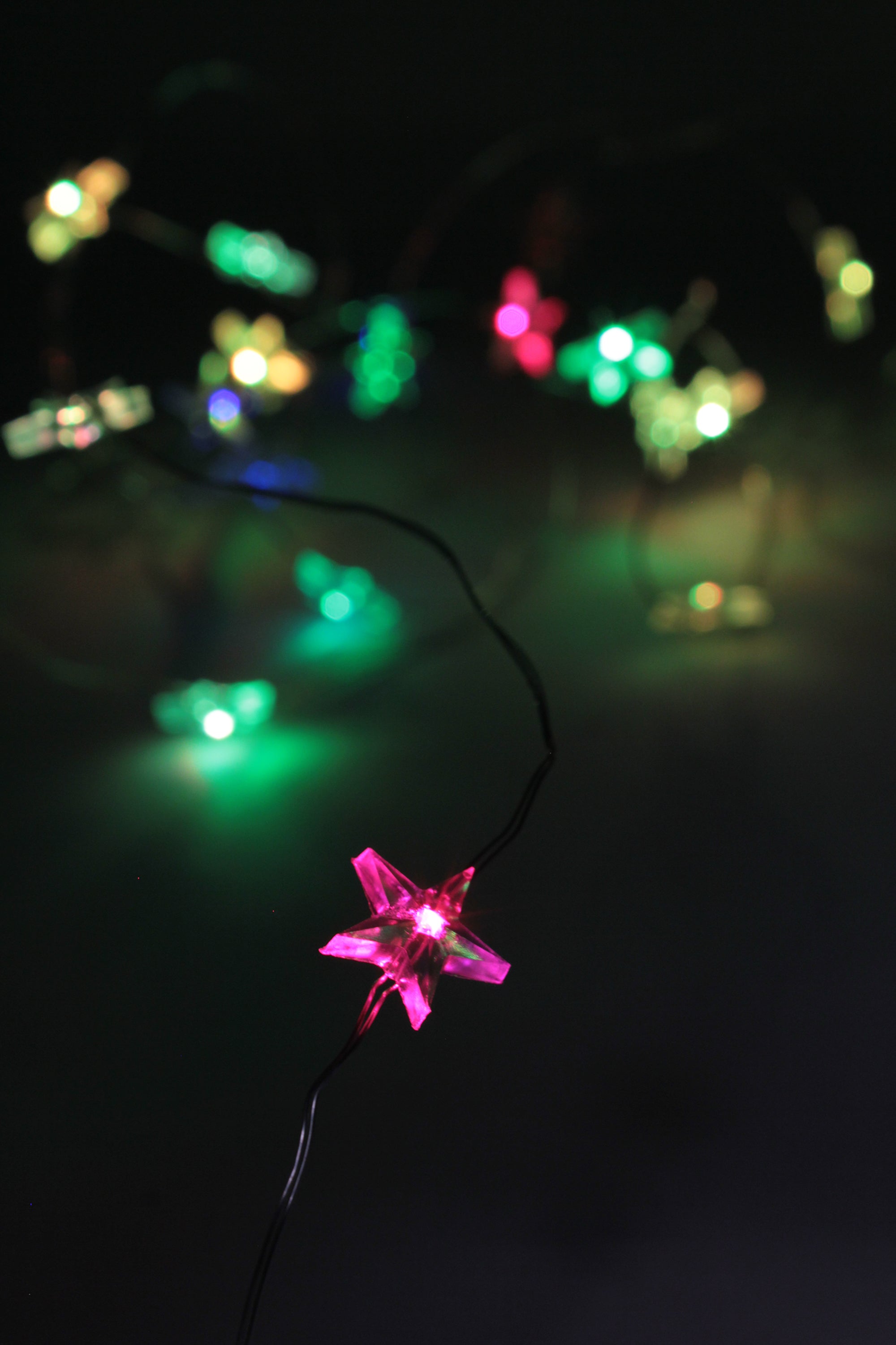 Flashing Rainbow Star String Lights - Battery Operated - Perfect Holiday